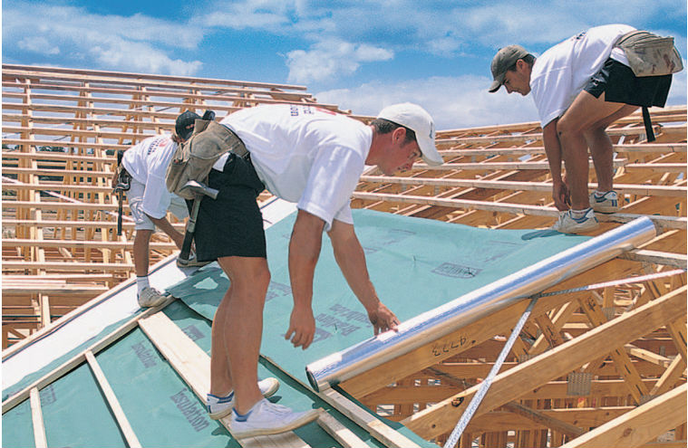 لایه بخاربند بهترین عایق سقف شیبدار شینگل